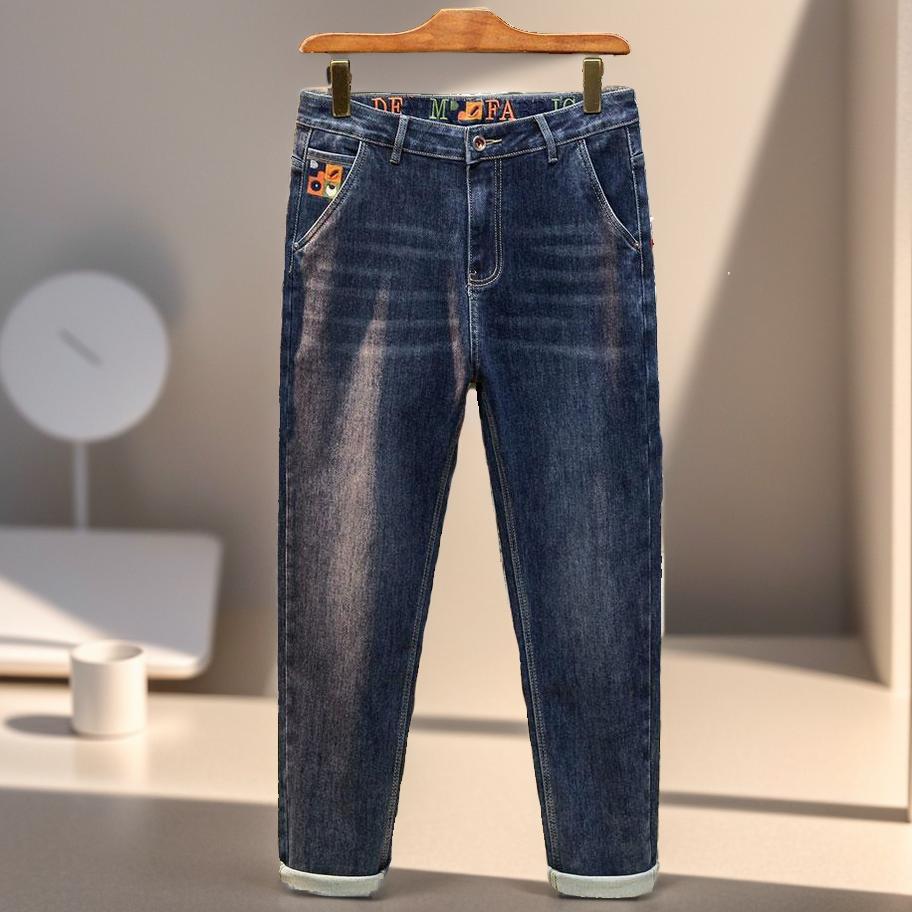 Soft and slightly stretchy simple jeans – wellinsea